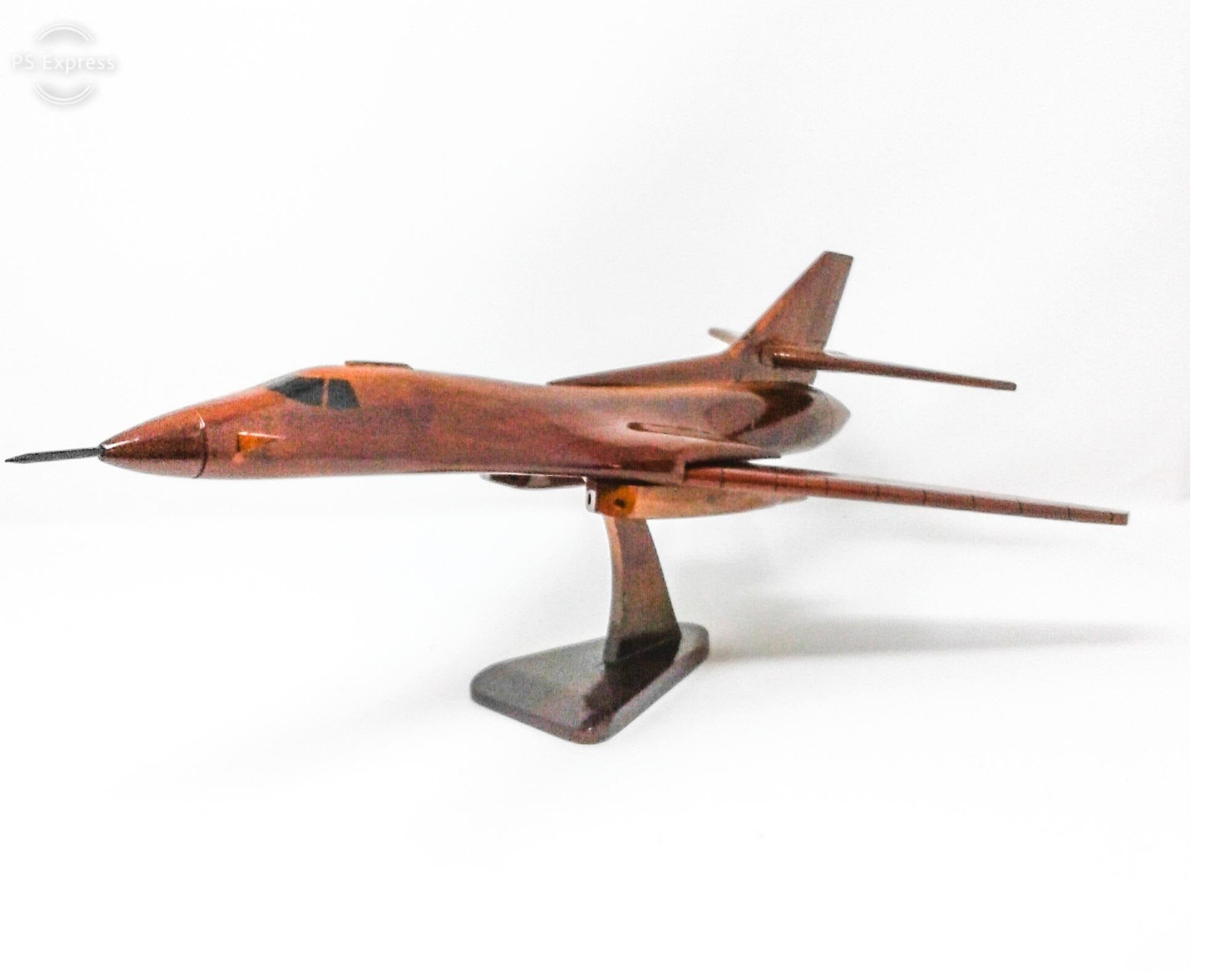 B-1B Lancer Wood Model – Wood Art USA
